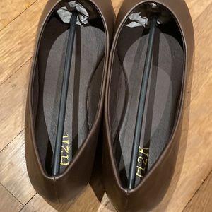 H2K | Shoes | Muse Flats | Poshmark